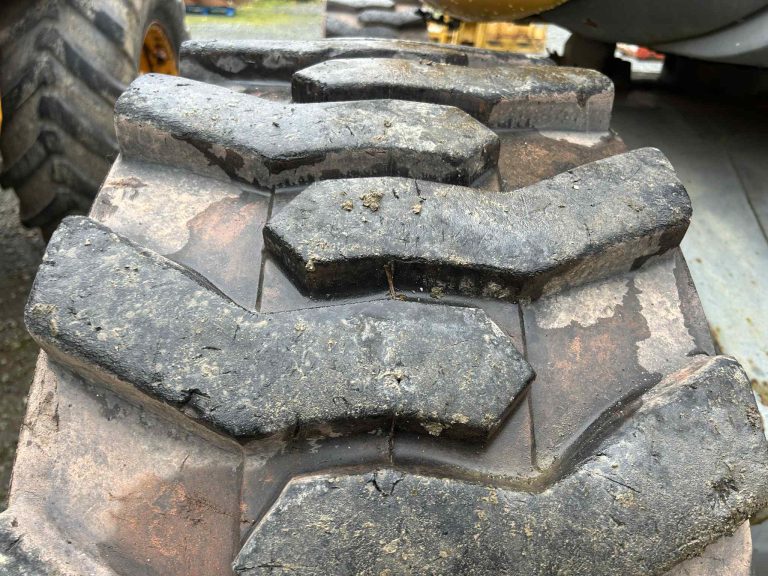 Haulotte HA16, man lift cherry picker scissor lift access platform For ...